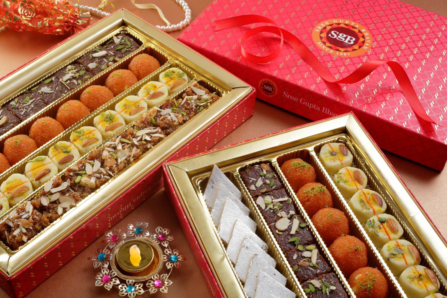 Diwali Sweets & Gift Hampers | Assorted Sweets | Corporate Gift Box